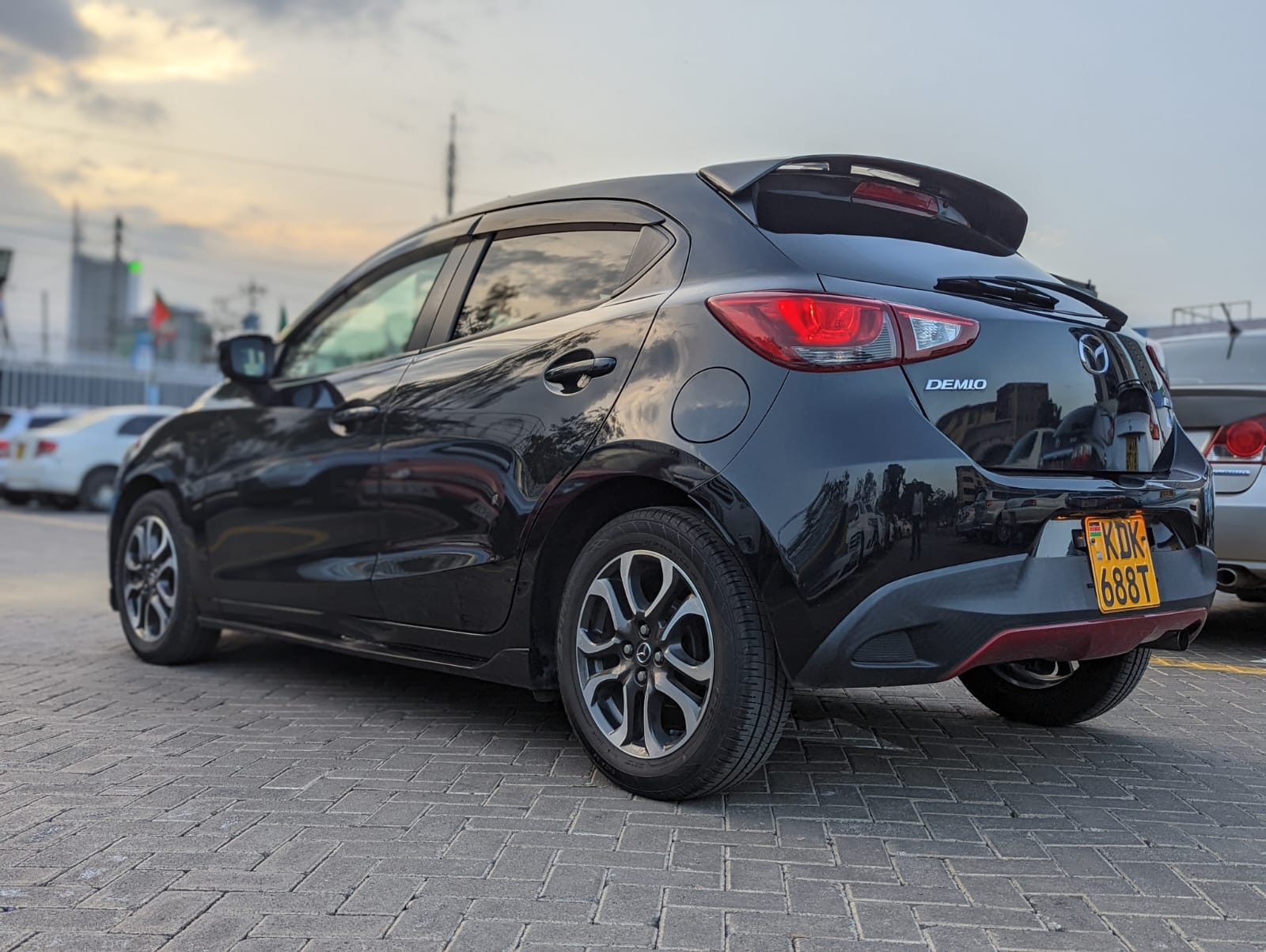 Mazda 2 Demio DJ - Motorize KE